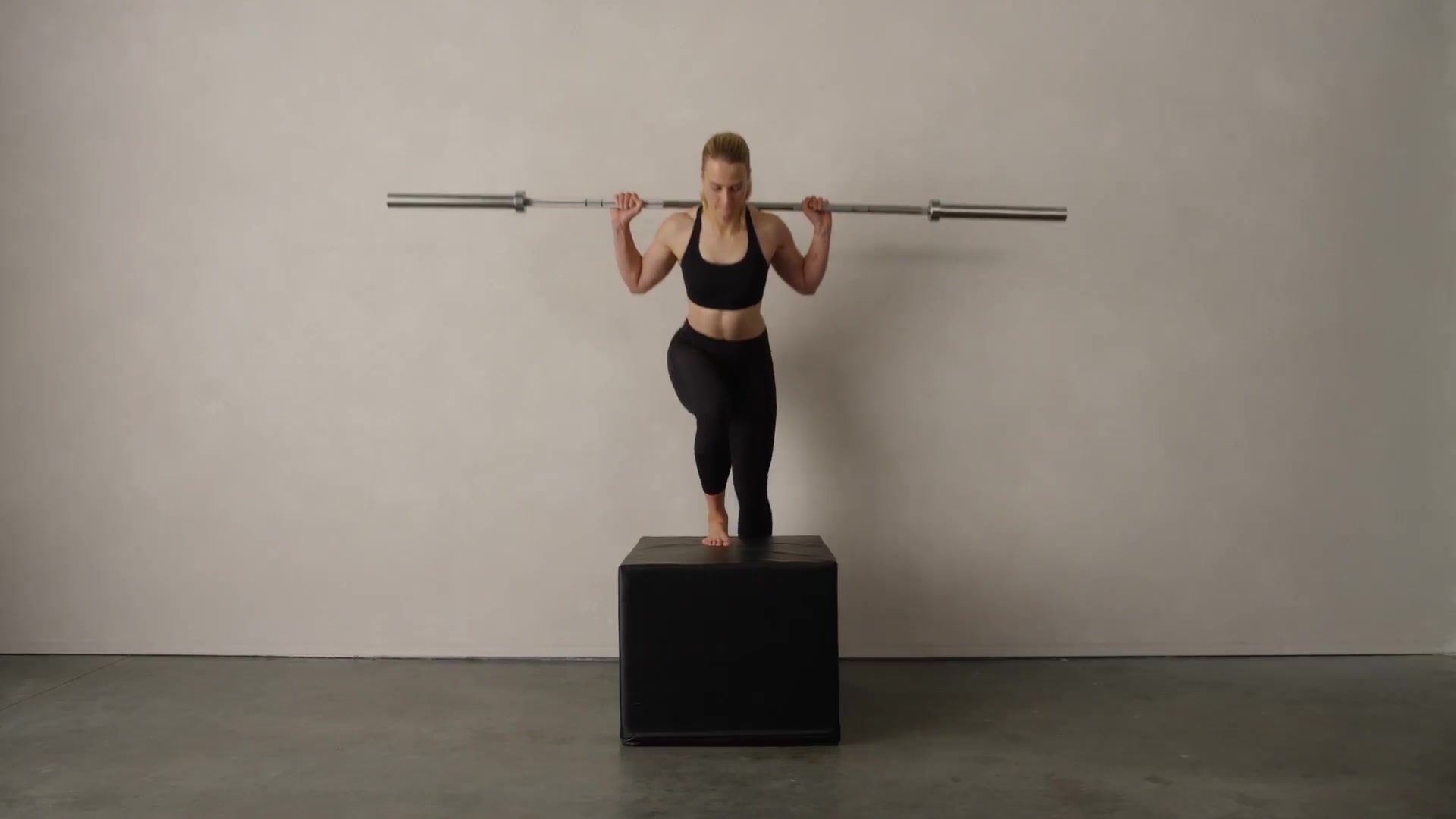 Barbell Single Leg Step Up - Video, Instructions & Variations