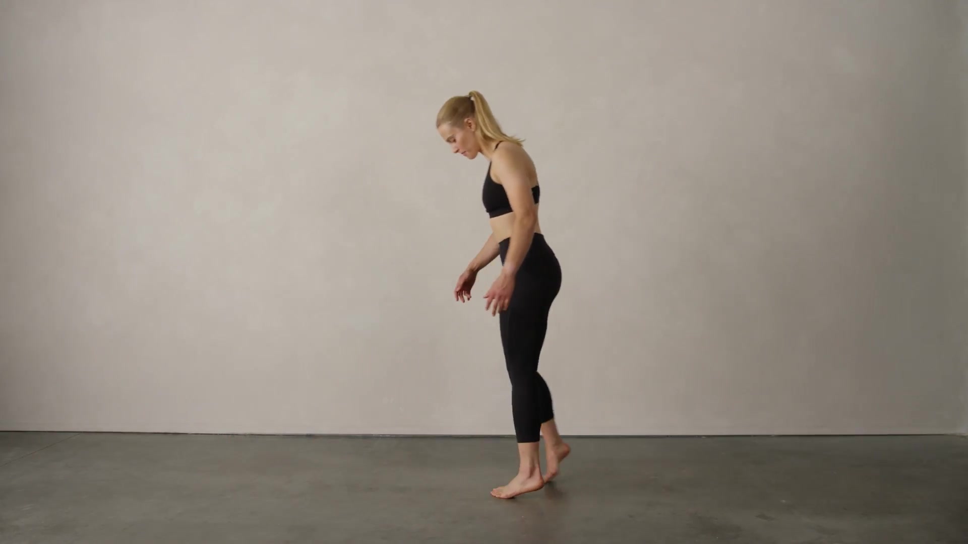 Walk Backward on Forefoot with Internal Rotation - Video, Instructions ...